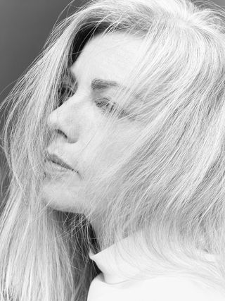 How Secrets Can Destroy a Relationship | Psychology Today