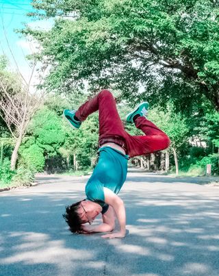 Fidgeting Has Benefits | Psychology Today