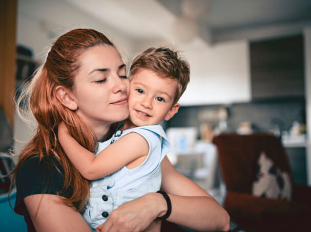 What the Still Face Experiment Teaches Us About Distracted Parenting ...