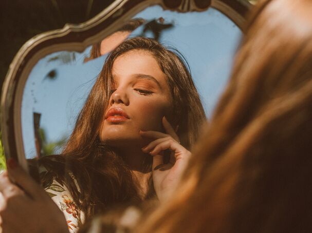 Masochistic Personality, Revisited | Psychology Today