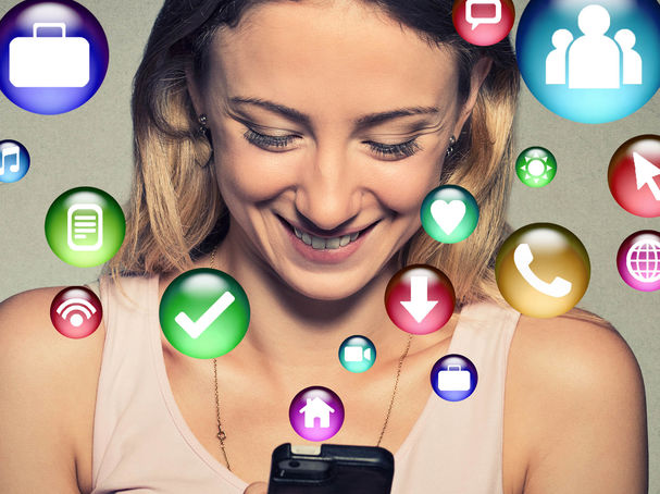 Do You Spend Too Much Time on Social Media? | Psychology Today