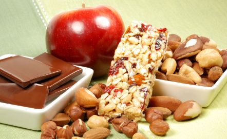 3 Tips for Snacking Mindfully (With New Snack Foods!) | Psychology Today