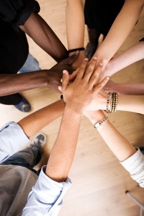 The healing power of friendship | Psychology Today