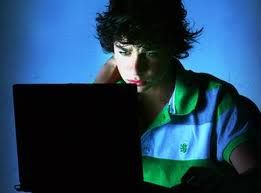 The Face Behind the Screen | Psychology Today