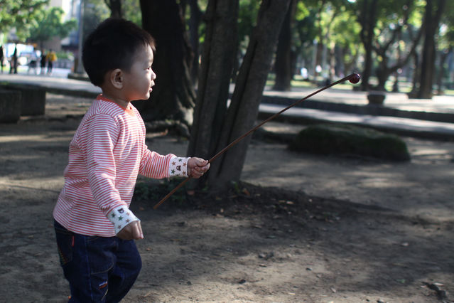 Why Sticks Are Good For Kids | Psychology Today UK