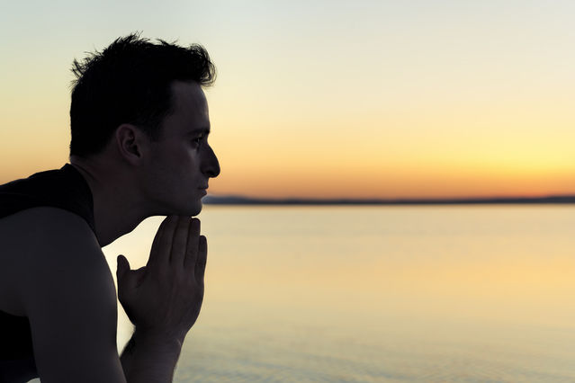 The Link Between Loneliness and Smiling | Psychology Today UK