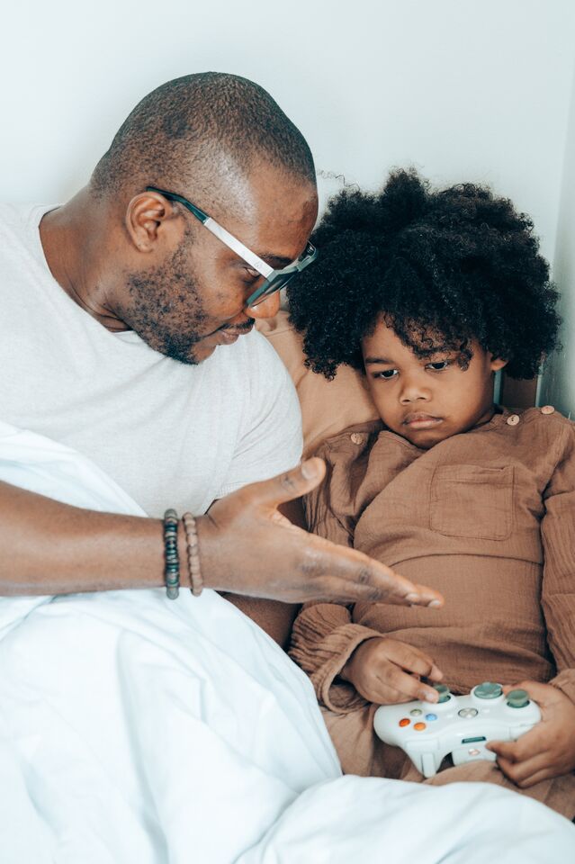 6 Things Emotionally Intelligent Parents Do Differently | Psychology Today