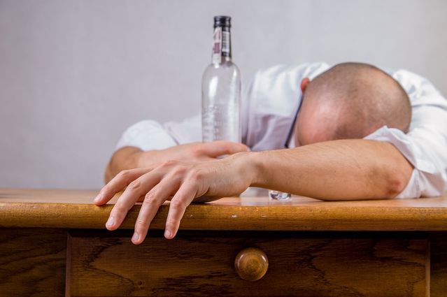 Can Aggression Lead You to Drink More Alcohol? | Psychology Today