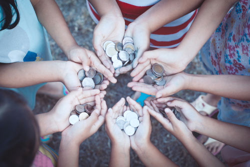 Lower Status People Share Wealth More than High Status | Psychology ...