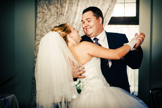 Does a Big Wedding Lead to a Better Marriage? | Psychology Today