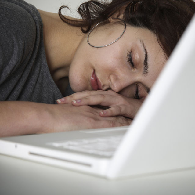 5 Essentials for an Office Power Nap | Psychology Today