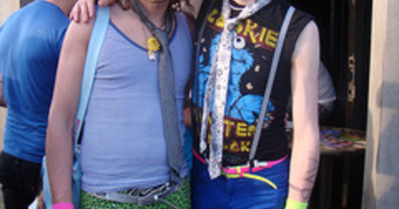 The 3 Types of Frenemies | Psychology Today UK