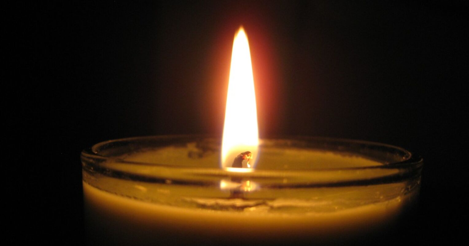Better to Light a Candle Than Curse the Darkness | Psychology Today Canada